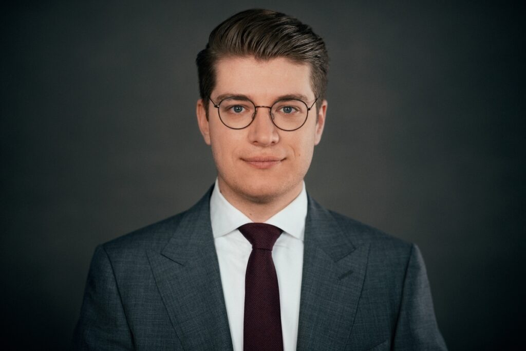 Tegge, Alexander - Gastautor für DER BETRIEB